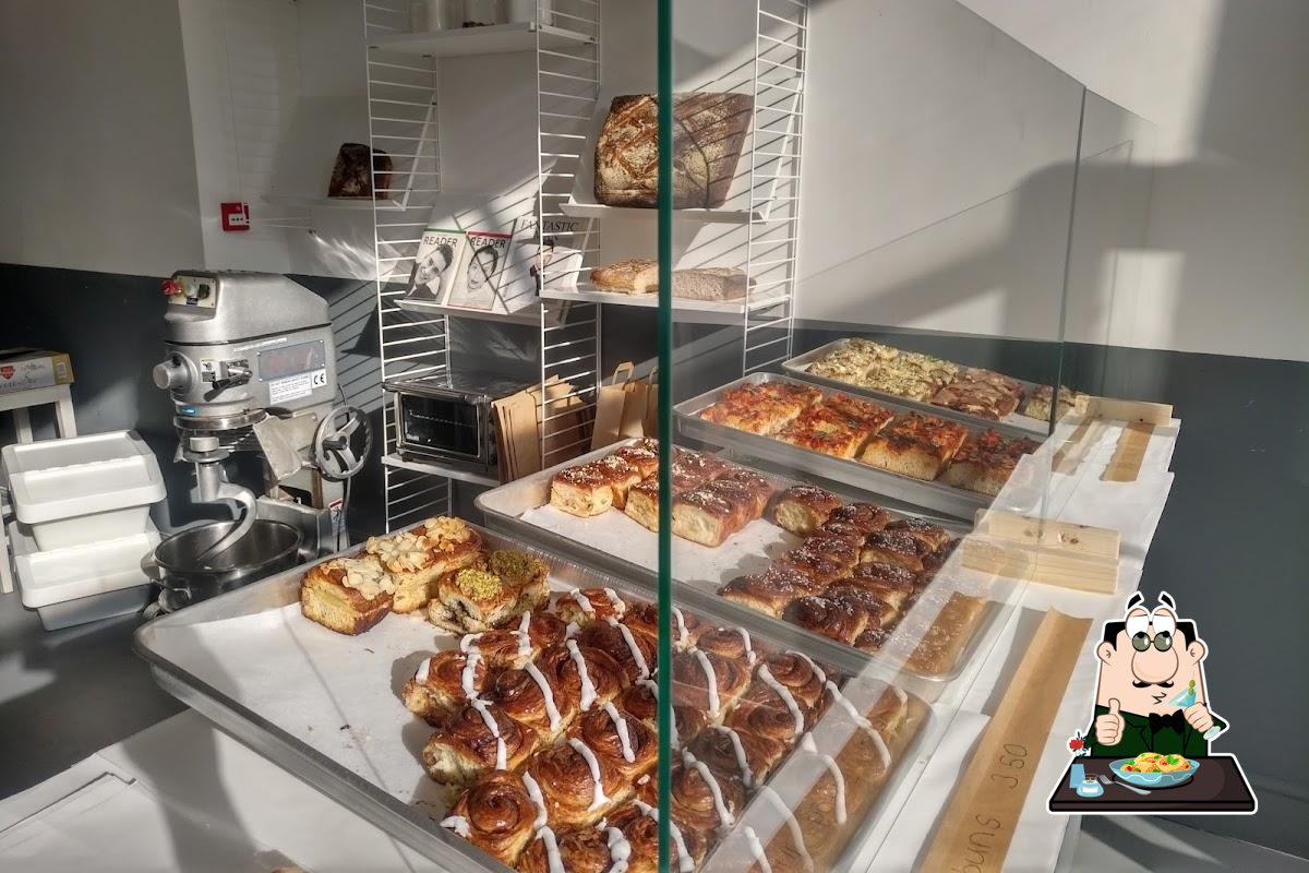 Buns From Home, 128 Talbot Rd in London - Restaurant reviews