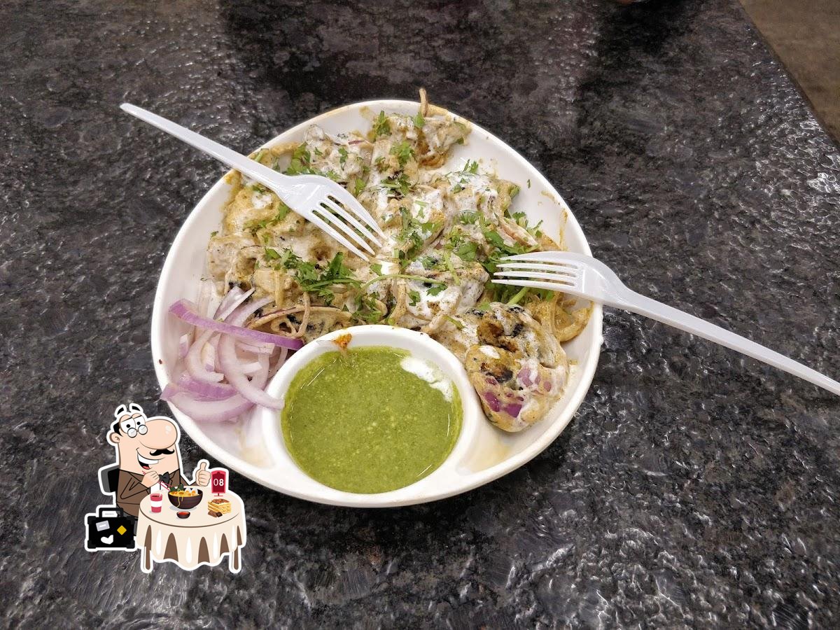 Porwal Road Food Corner, Pune - Restaurant reviews