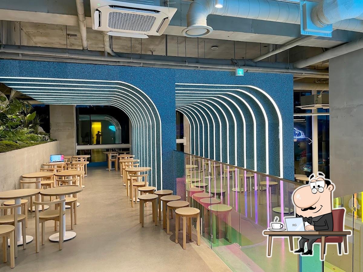 SNOOPY PLACE BUSAN, Busan - Restaurant menu, prices and reviews