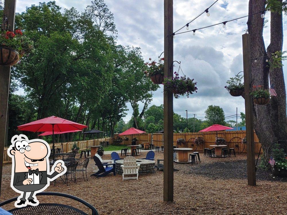 The Miamiville Trailyard, Miamiville - Restaurant menu, prices and reviews