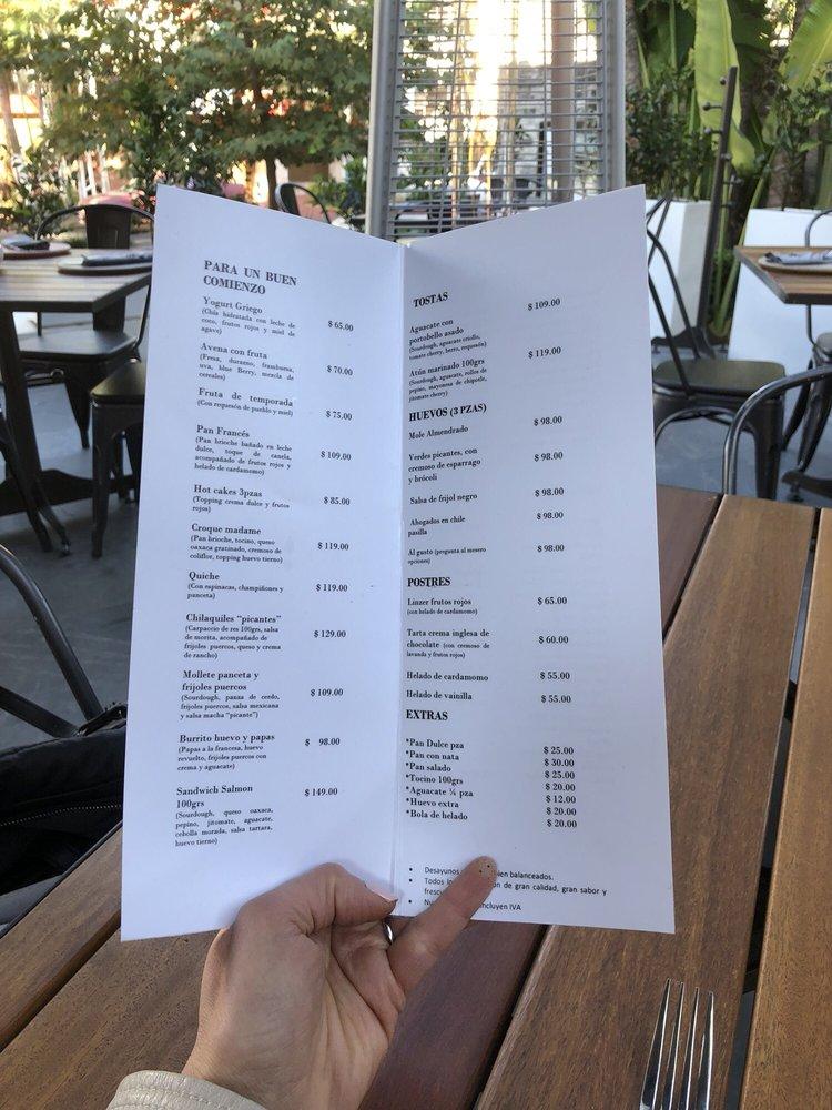 Menu at Black Radissh pub & bar, Guadalajara