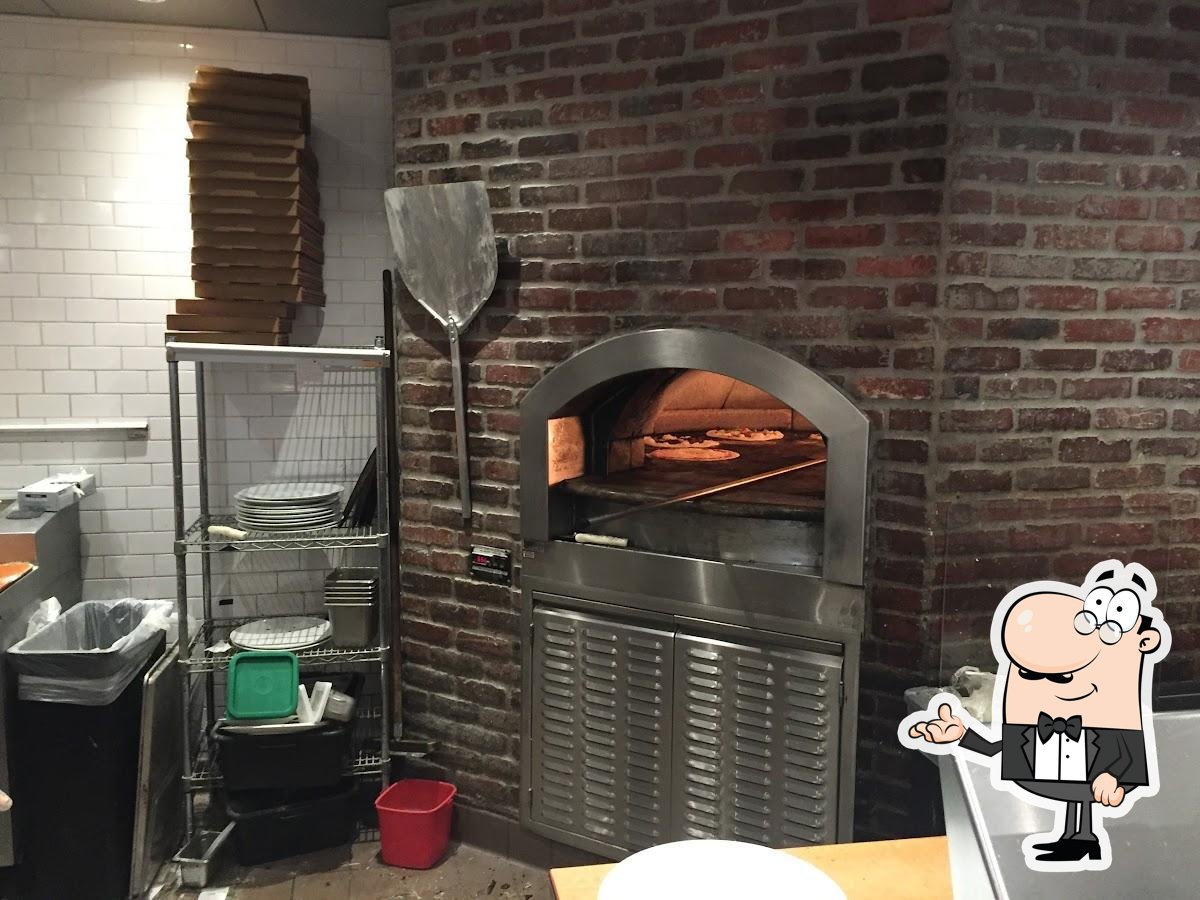 Sauce Pizza & Wine, Tucson - Restaurant menu, prices and reviews