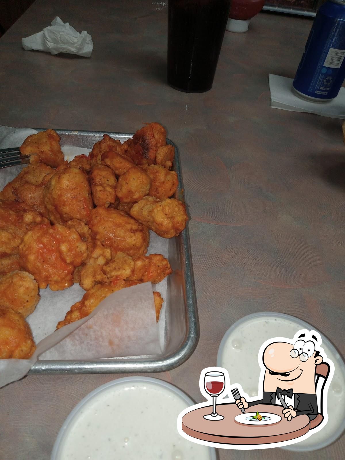 Outlaw Pizza in Corydon - Restaurant menu and reviews