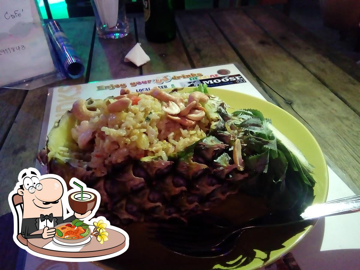 Rasta Café pub & bar, Phuket - Restaurant reviews