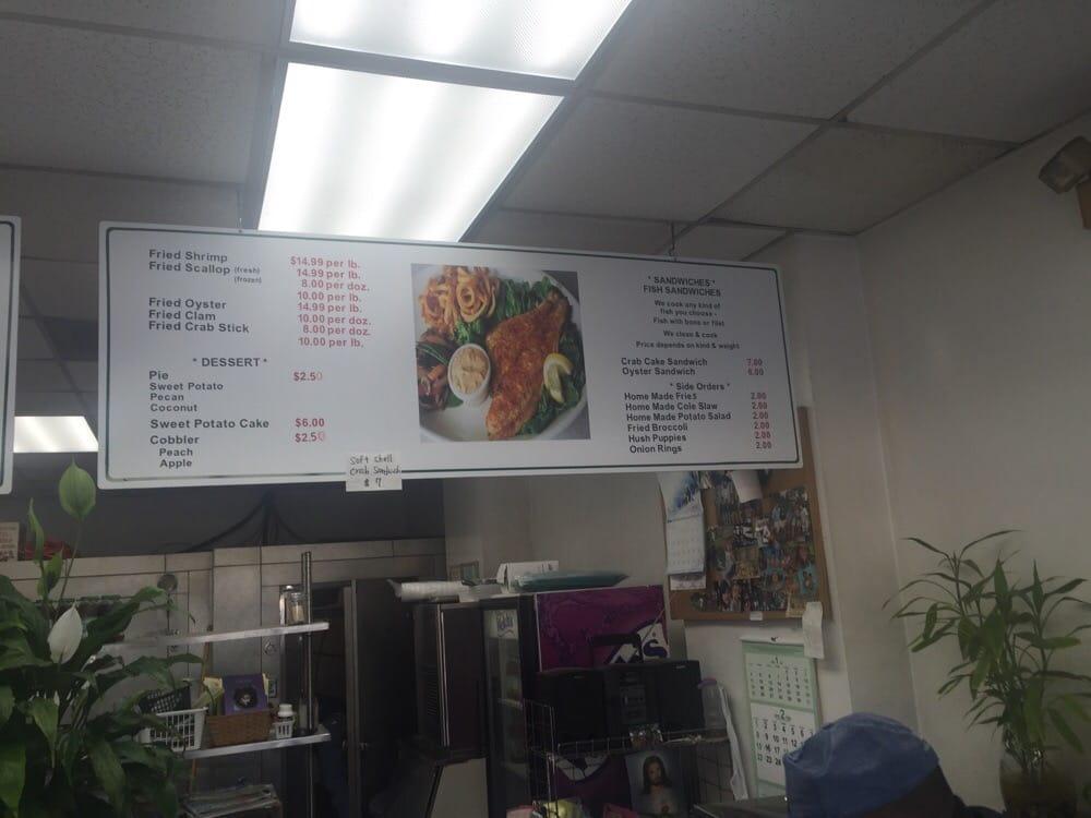 Menu at Potomac Fish House restaurant, Mount Rainier
