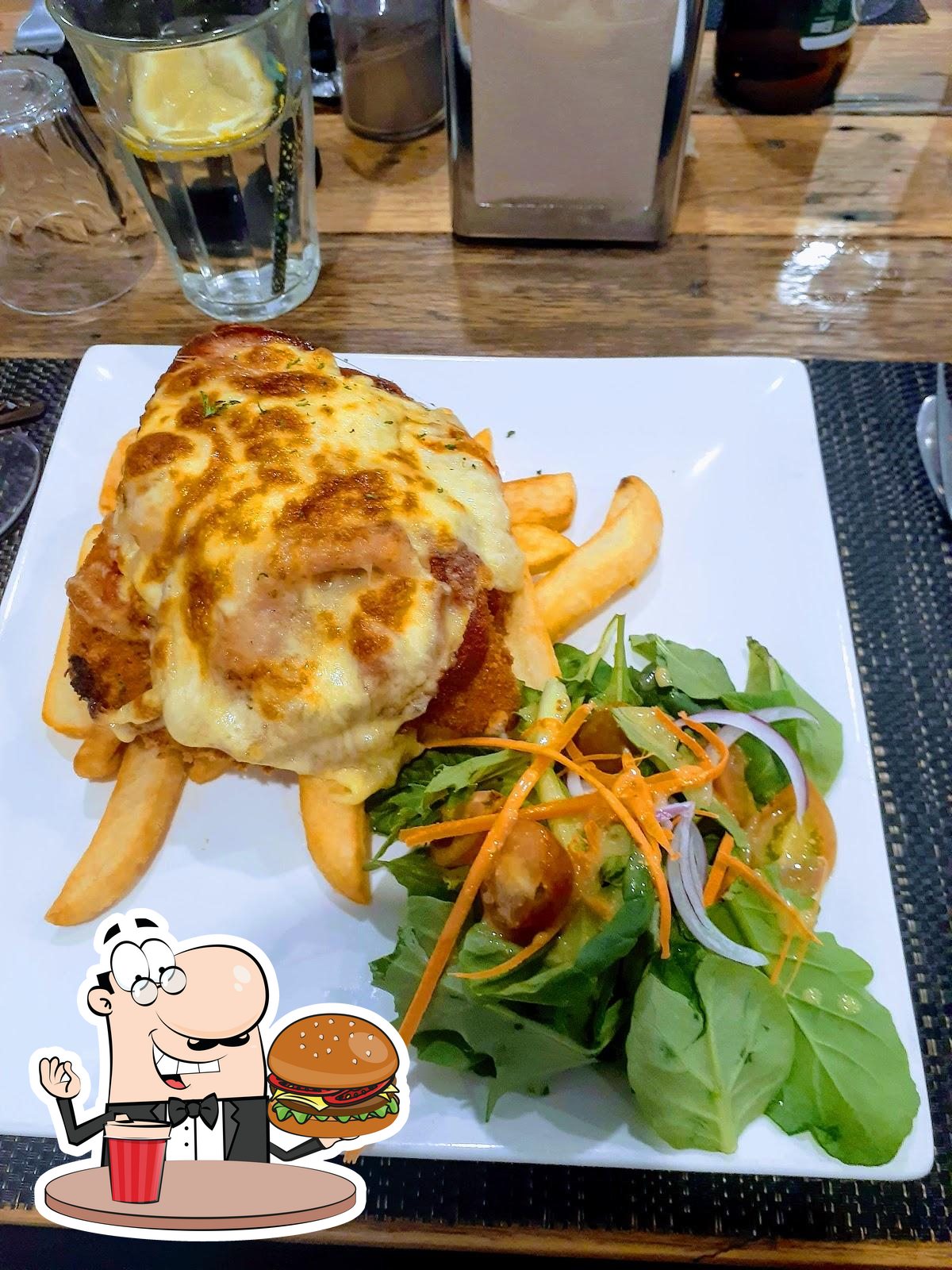 Angie Sue Lauderdale in Lauderdale - Restaurant reviews