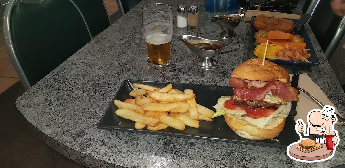 Midway Point Tavern in Midway Point - Restaurant reviews