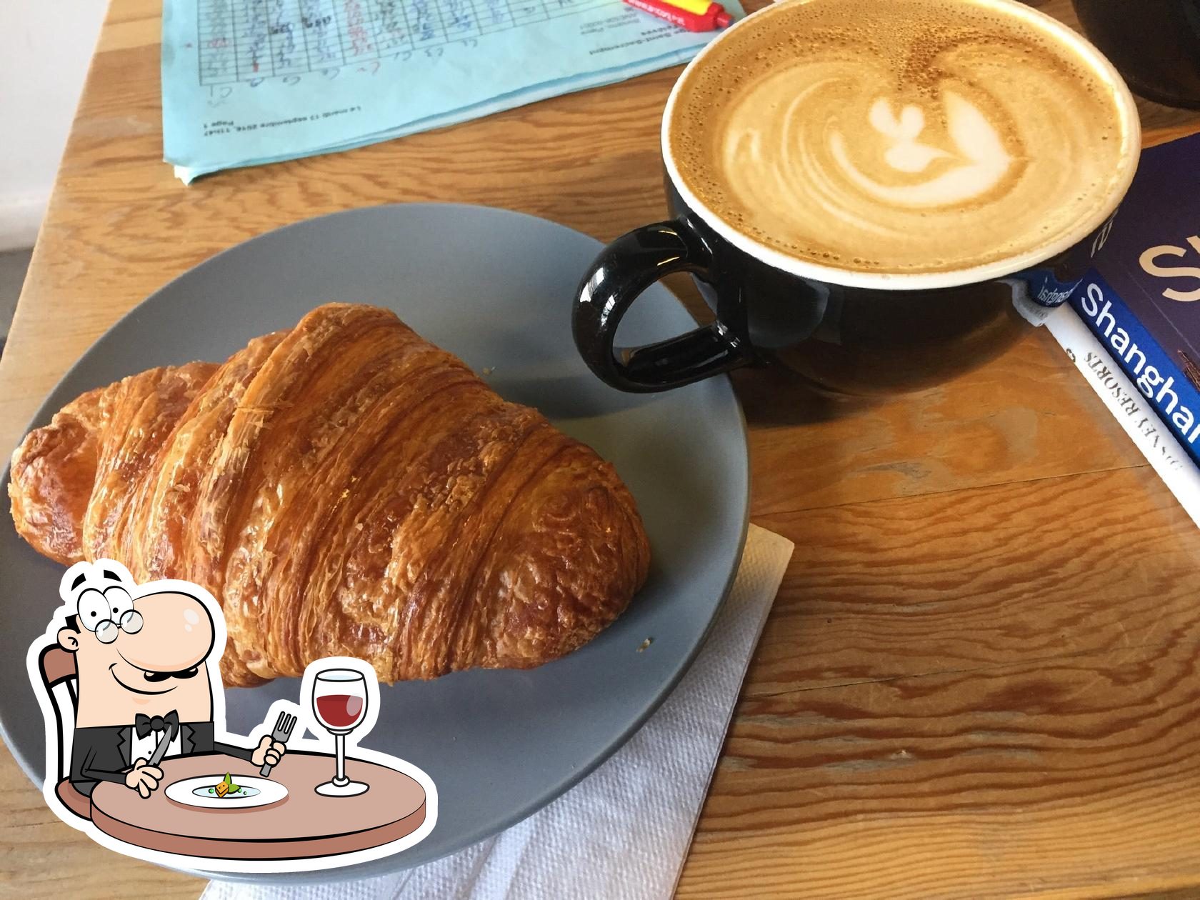 Dispatch Coffee, 267 Rue Saint-Zotique O in Montreal - Restaurant reviews