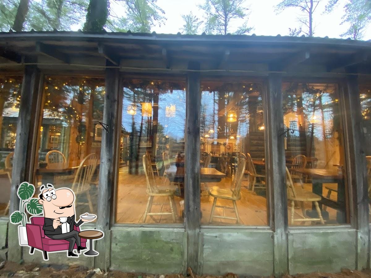 Pinecroft, Aylmer - Restaurant menu, prices and reviews
