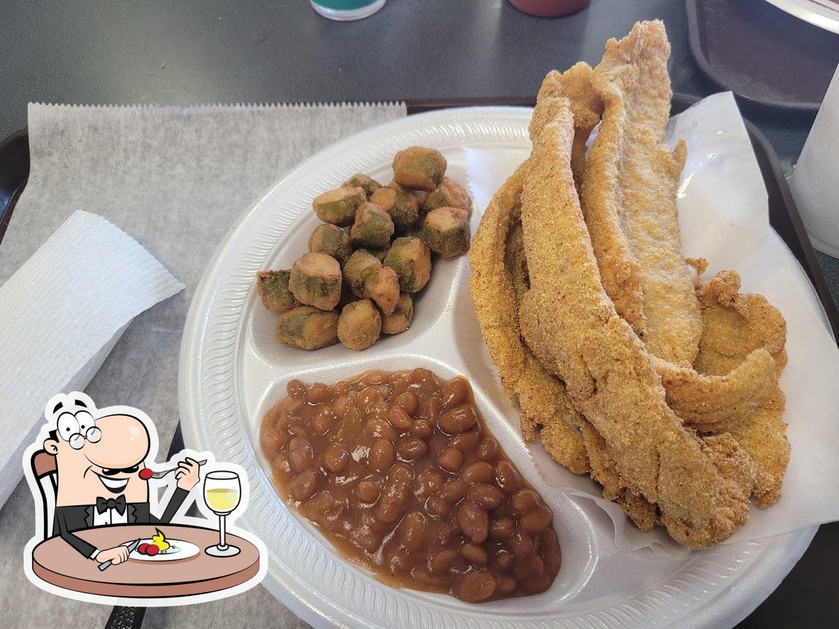 Uncle Larry's Restaurant, 4850 TN-58 Suite 180 in Chattanooga - Restaurant menu and reviews