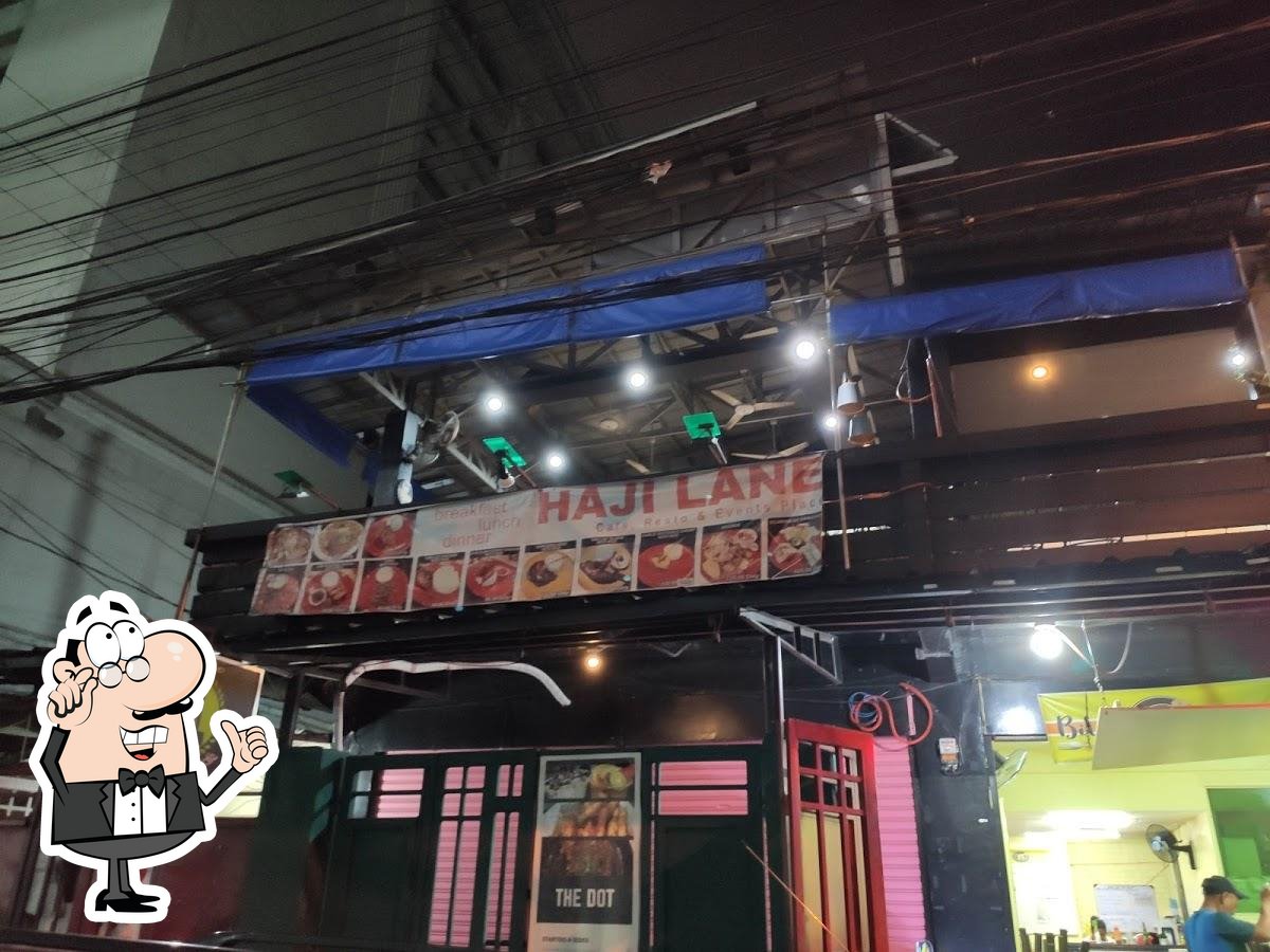 Haji Lane restaurant, Manila