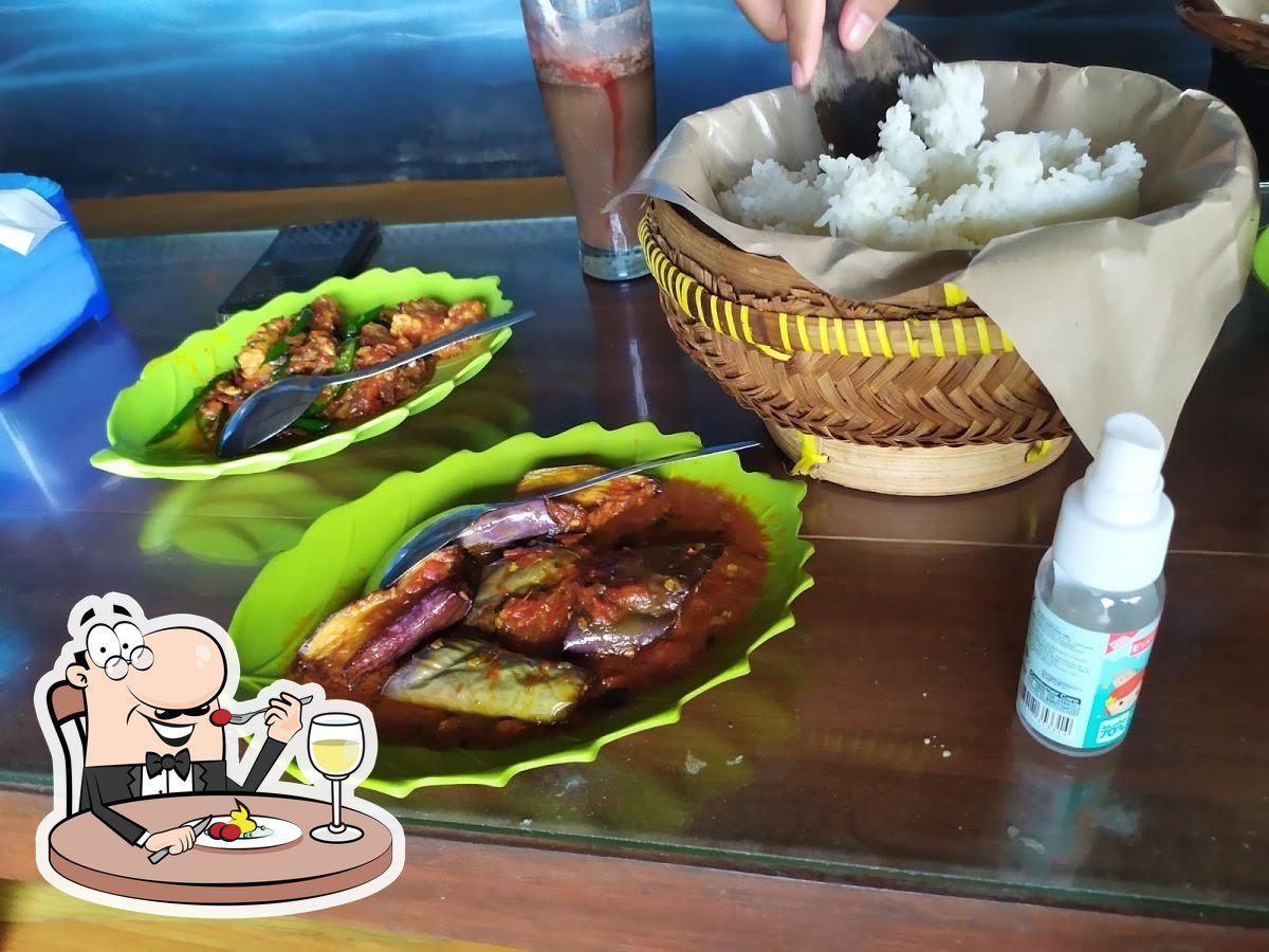 Lesehan Apung Artha Buana Asri restaurant, Krecek - Restaurant menu and ...