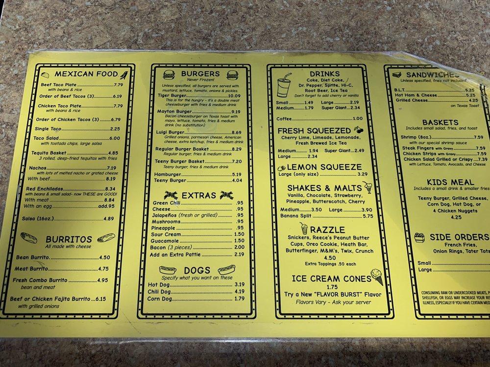 Menu at Hi-D-Ho Drive In fast food, Alamogordo