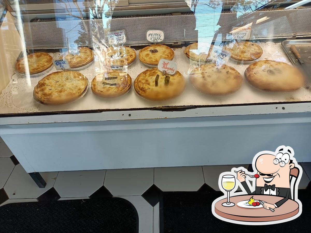 Oatley Village Pie Shop in Oatley - Restaurant menu and reviews