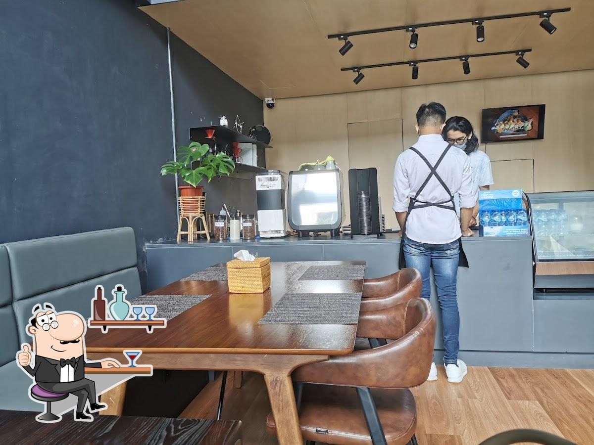Epicentrum Coffee & Dining restaurant, Makassar - Restaurant reviews