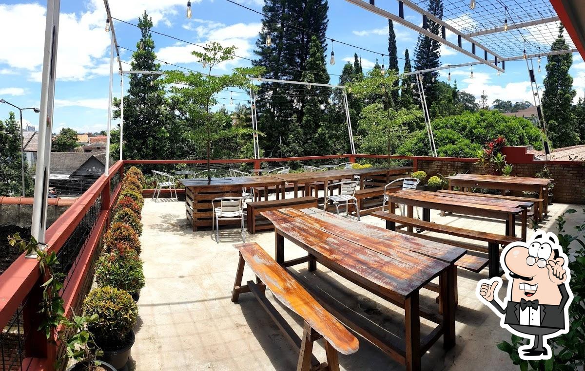 Dago Roof Garden Cafe, Bandung - Restaurant menu, prices and reviews