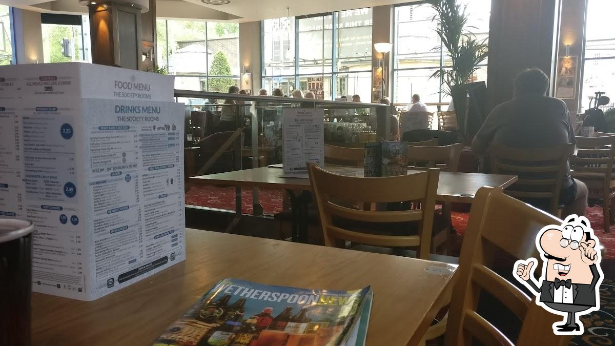 The Society Rooms - JD Wetherspoon, Brenchley House, Week St in ...