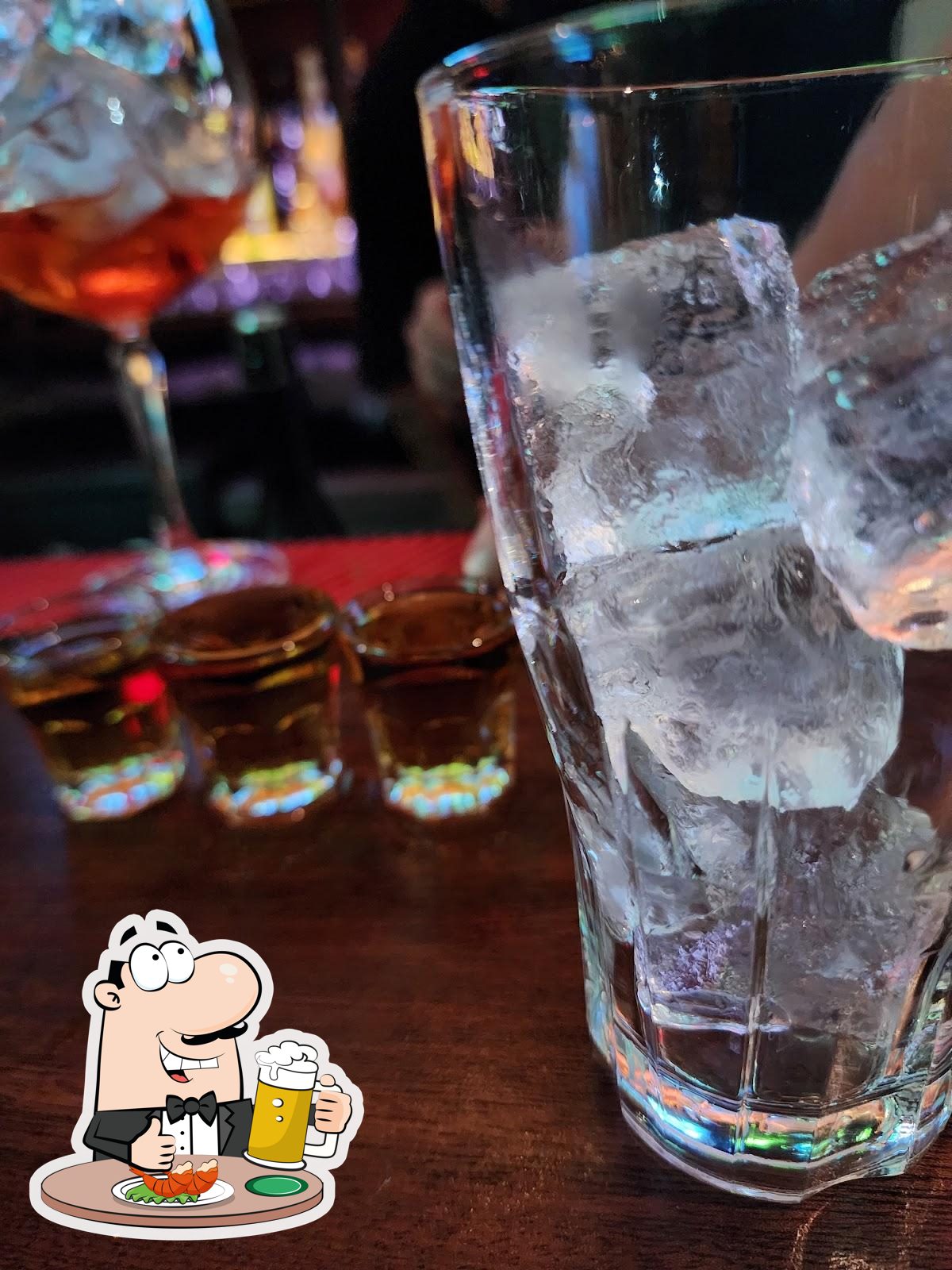 Benchwarmers Sports Bar, Johannesburg - Restaurant menu, prices and reviews