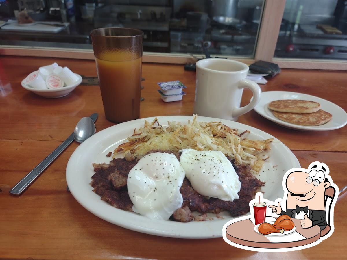 Cast Iron Cafe in Whitman - Restaurant menu and reviews
