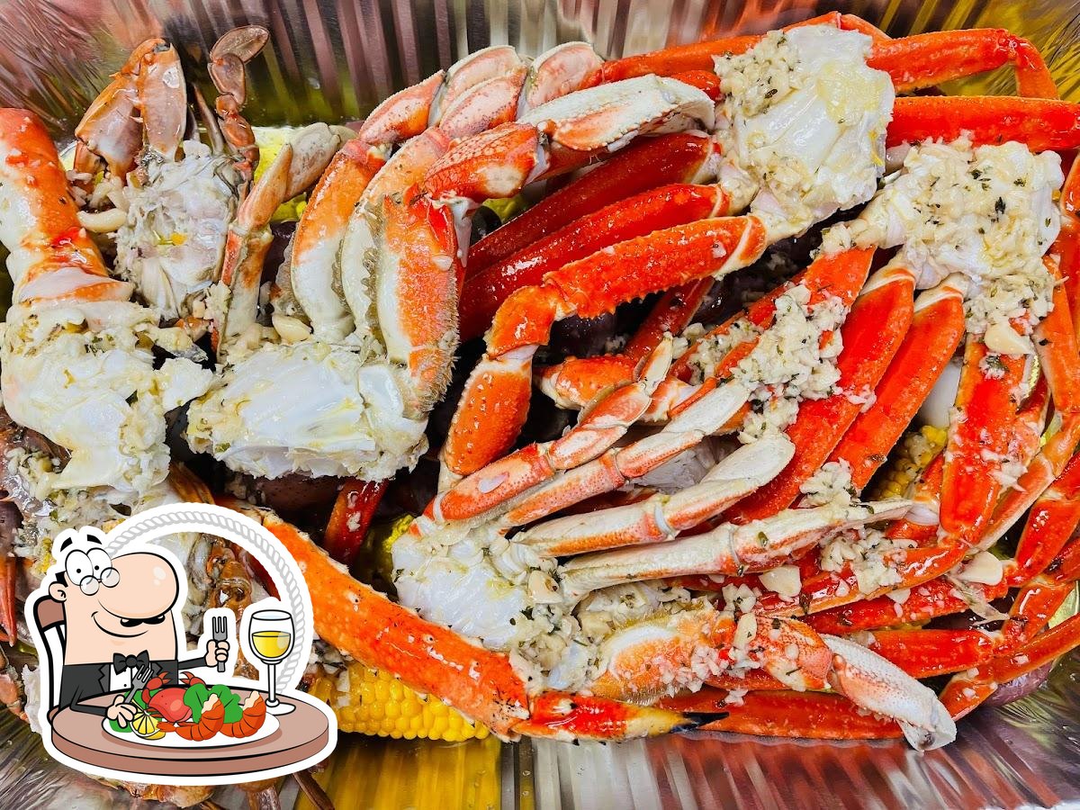 Holy Crab, 205 River Road in East Peoria - Restaurant menu and reviews