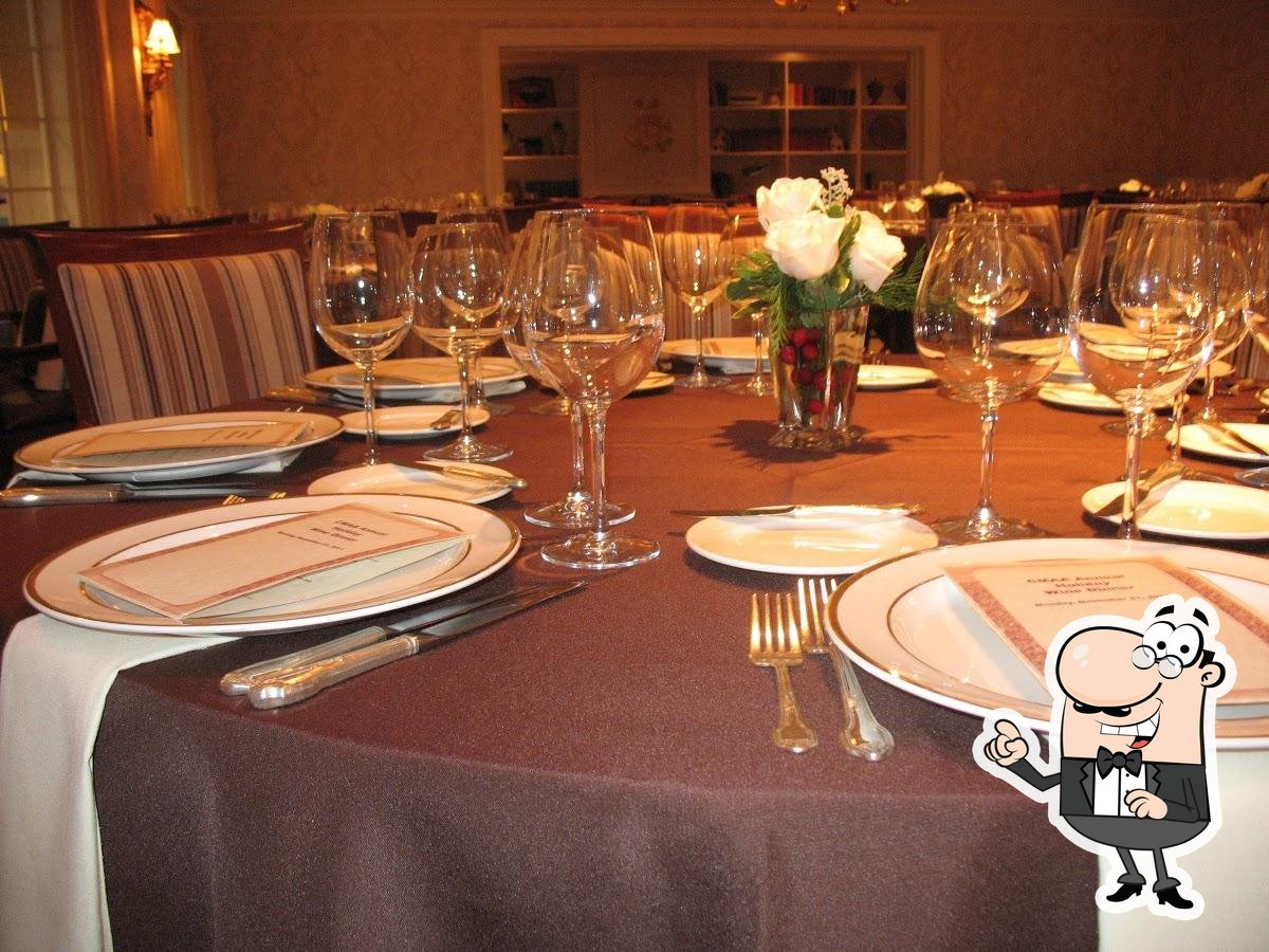 Racquet Club Ladue, St. Louis - Restaurant menu, prices and reviews