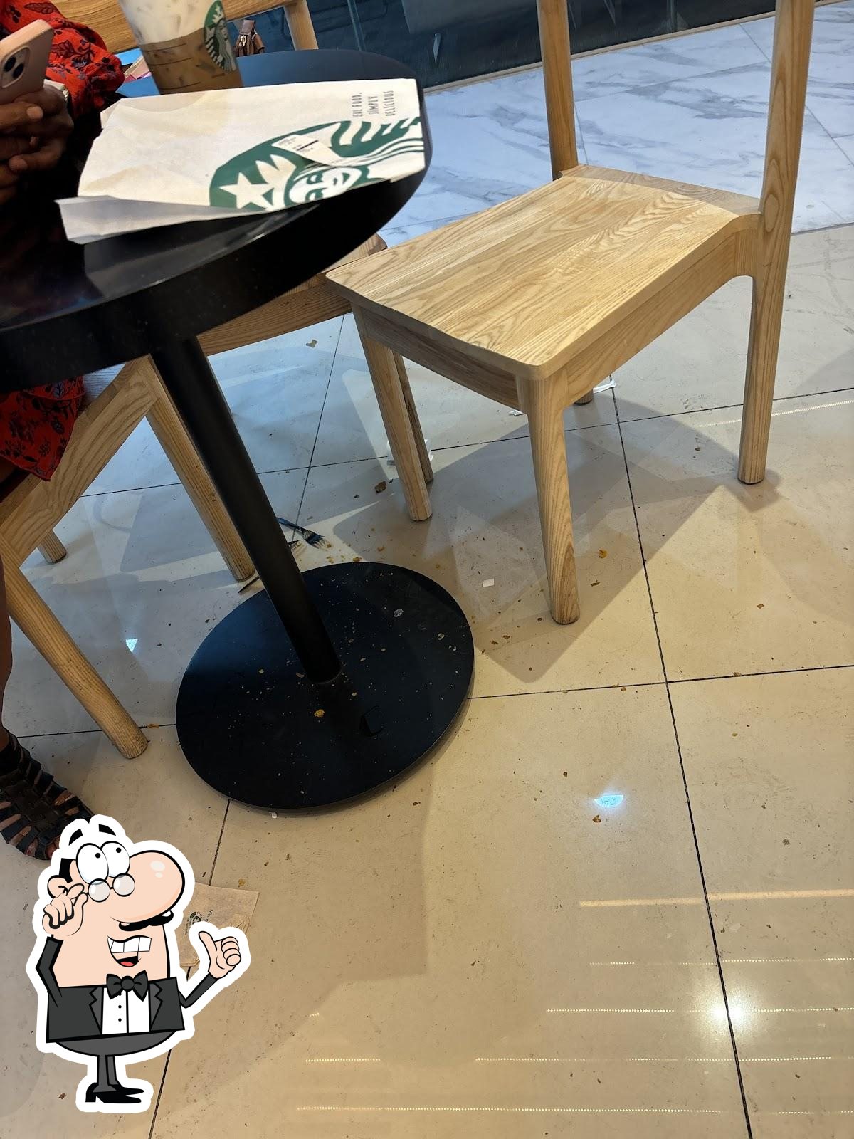 Starbucks Doctors Hospital, Monterrey, Estación de Hospital (Metrorrey ...