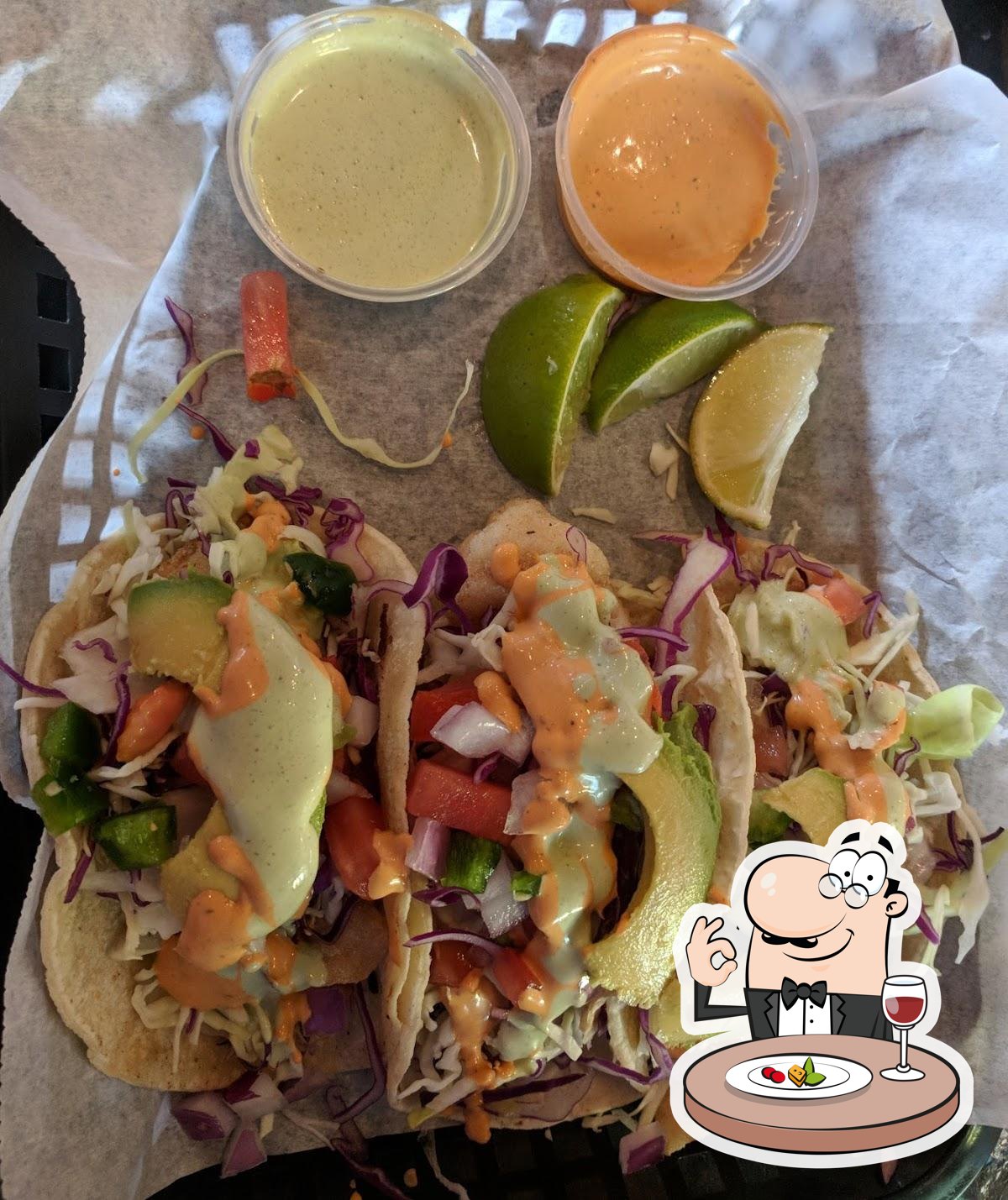 Little Shack, 5360 N Mesa St in El Paso - Restaurant menu and reviews