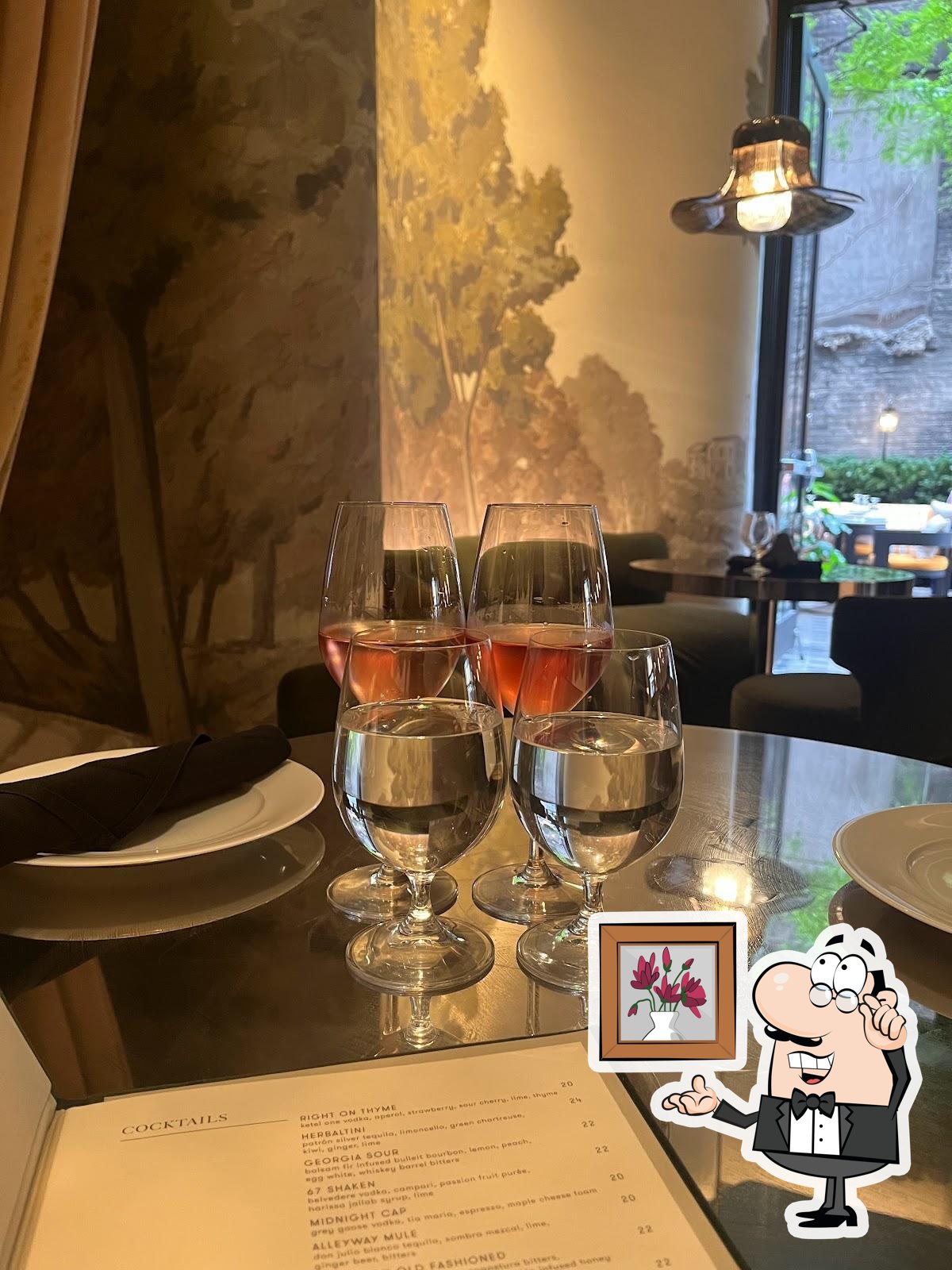Daphne in Toronto - Restaurant menu and reviews