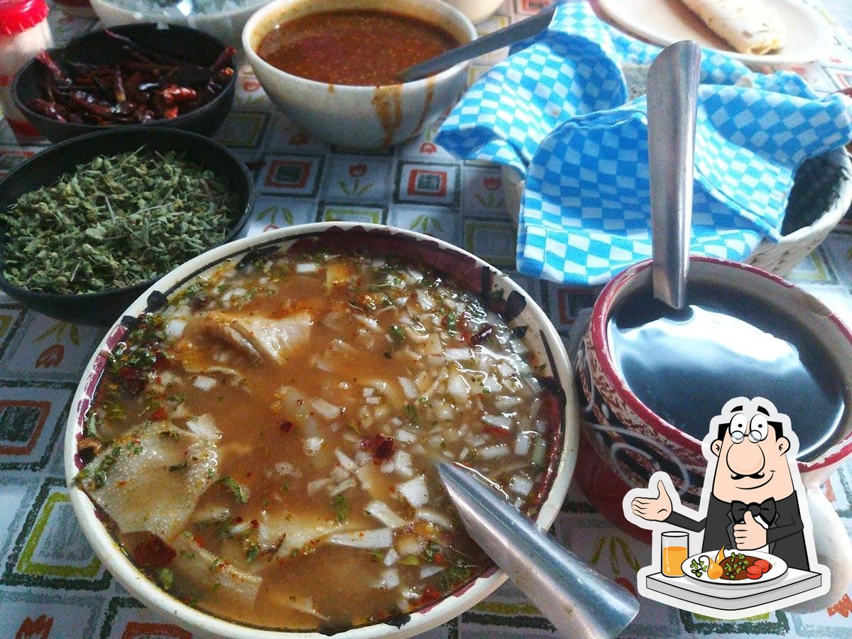 Rico Menudo restaurant, Guadalajara, Presa de Bermejillo 586-484 ...