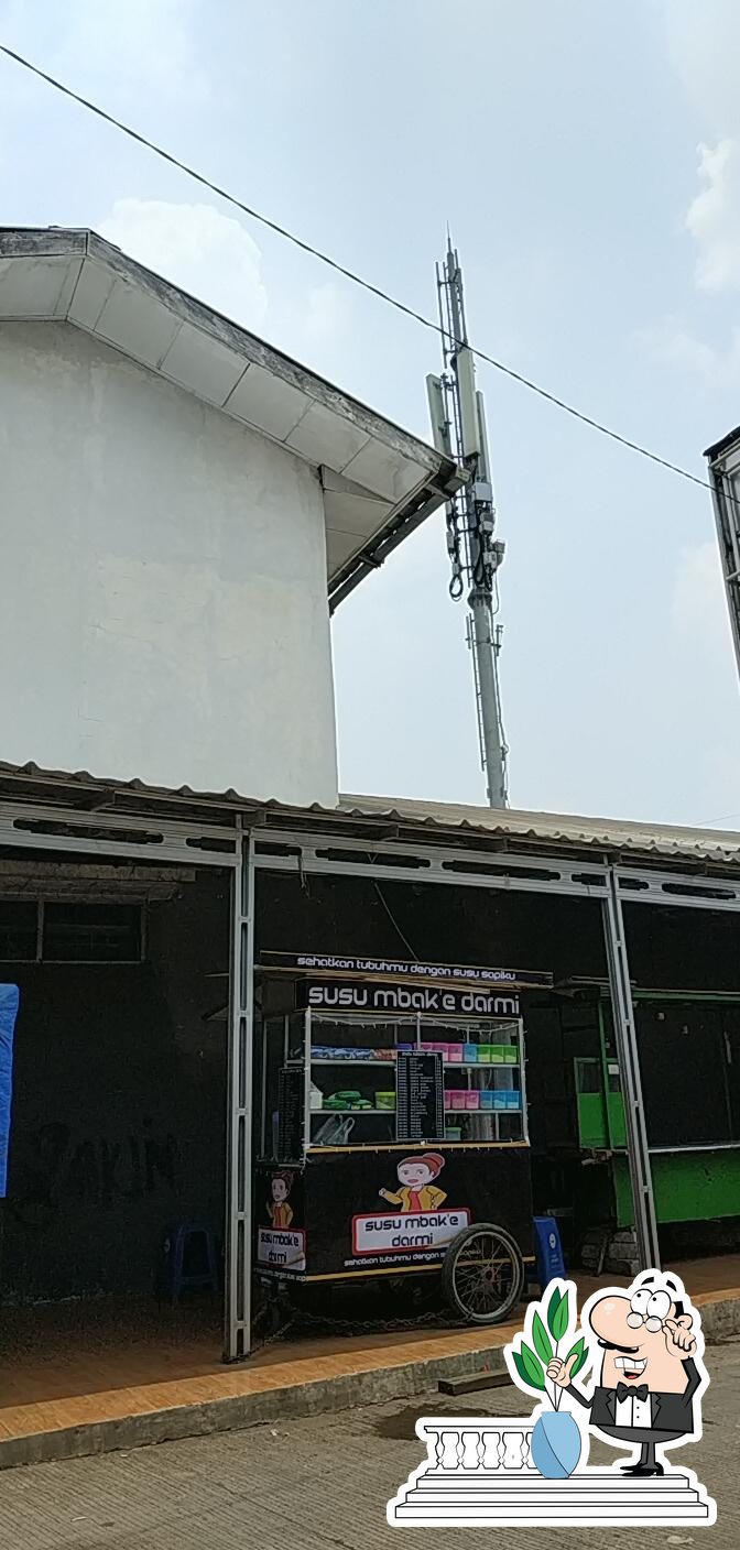 susu mbak darmi cafe, Ragajaya