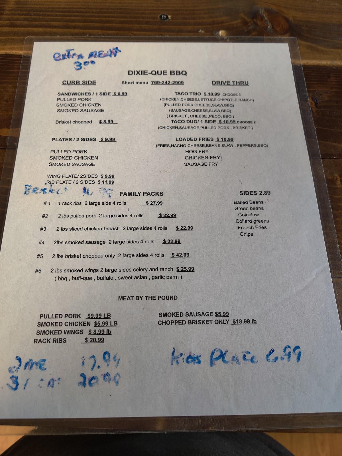 Menu at Dixie Que restaurant, Picayune