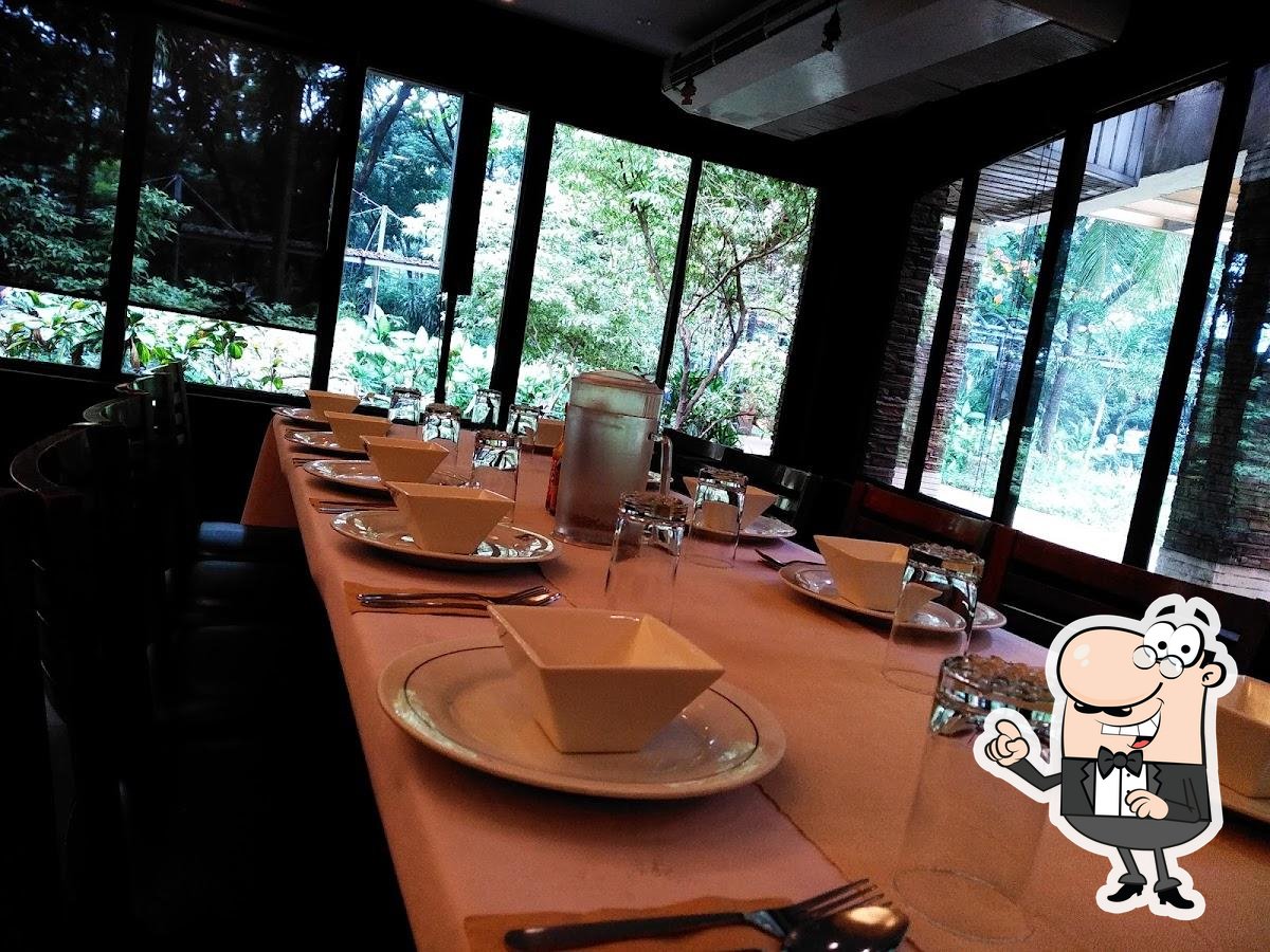 Max's Restaurant, Quezon City, Circle Food Complex - Restaurant menu ...