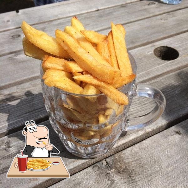 The Four Elms - JW Bassett Pub, Cardiff - Restaurant menu, prices and ...