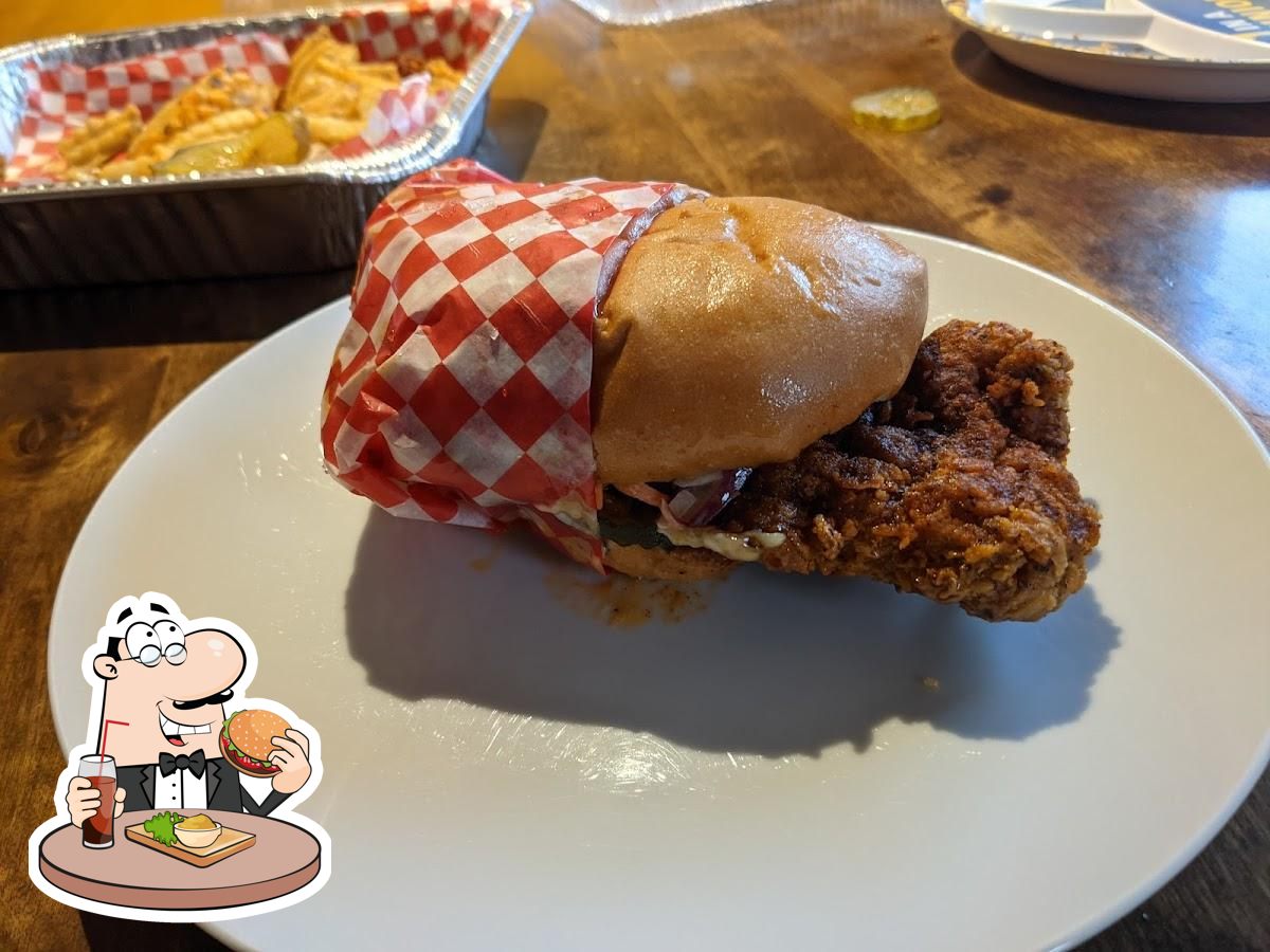 Penny's Hot Chicken in Waterloo - Restaurant menu and reviews