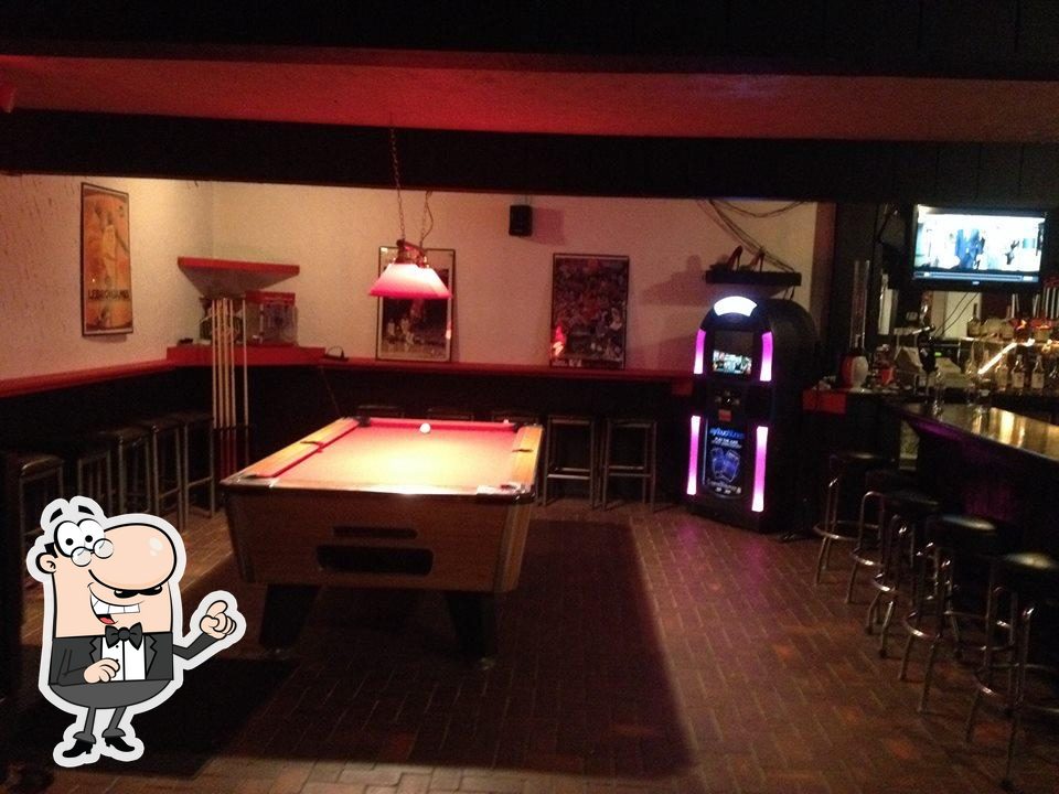 Stadium Bar in Columbus - Restaurant reviews