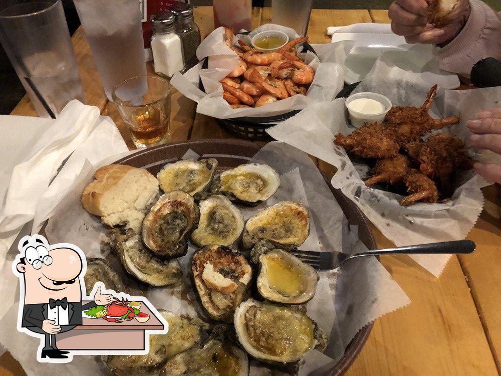 Tiki West Raw Bar and Grill in Tavares - Restaurant menu and reviews