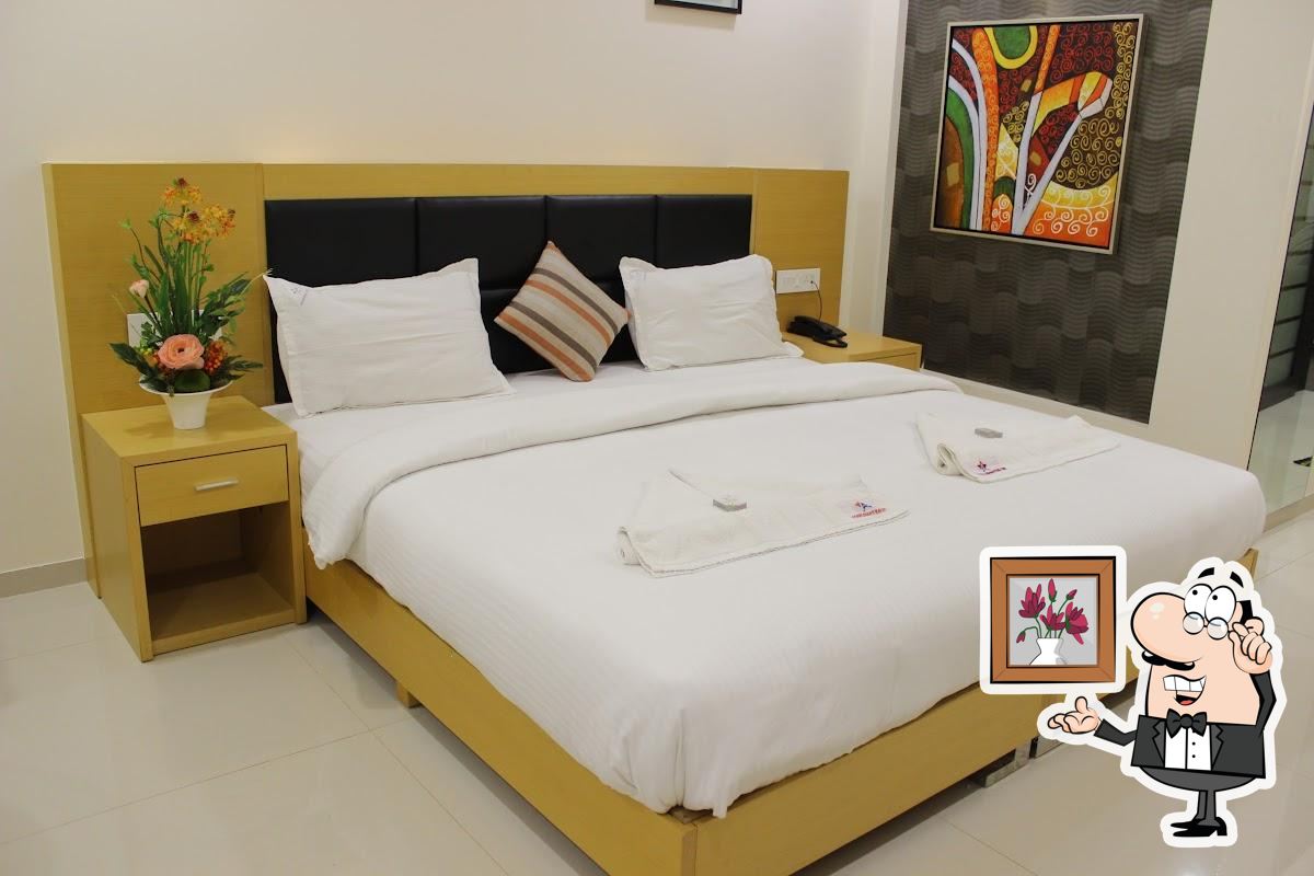 iRoomz Hotel Nakshatra-LR, Ballari - Restaurant reviews