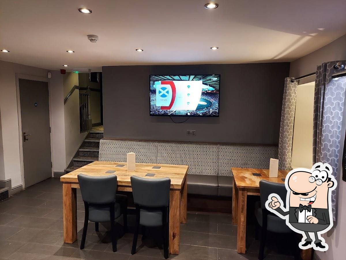 Craven Heifer in Darwen - Restaurant menu and reviews