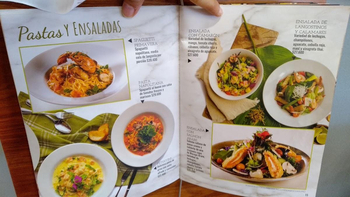 Menu at Coctel Del Mar restaurant, Bogotá, Cl. 69 #17-60