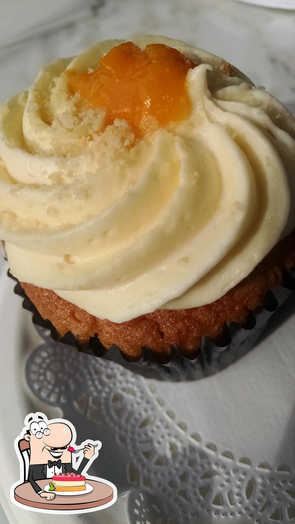 Jennivee's Bakery in Chicago - Restaurant menu and reviews
