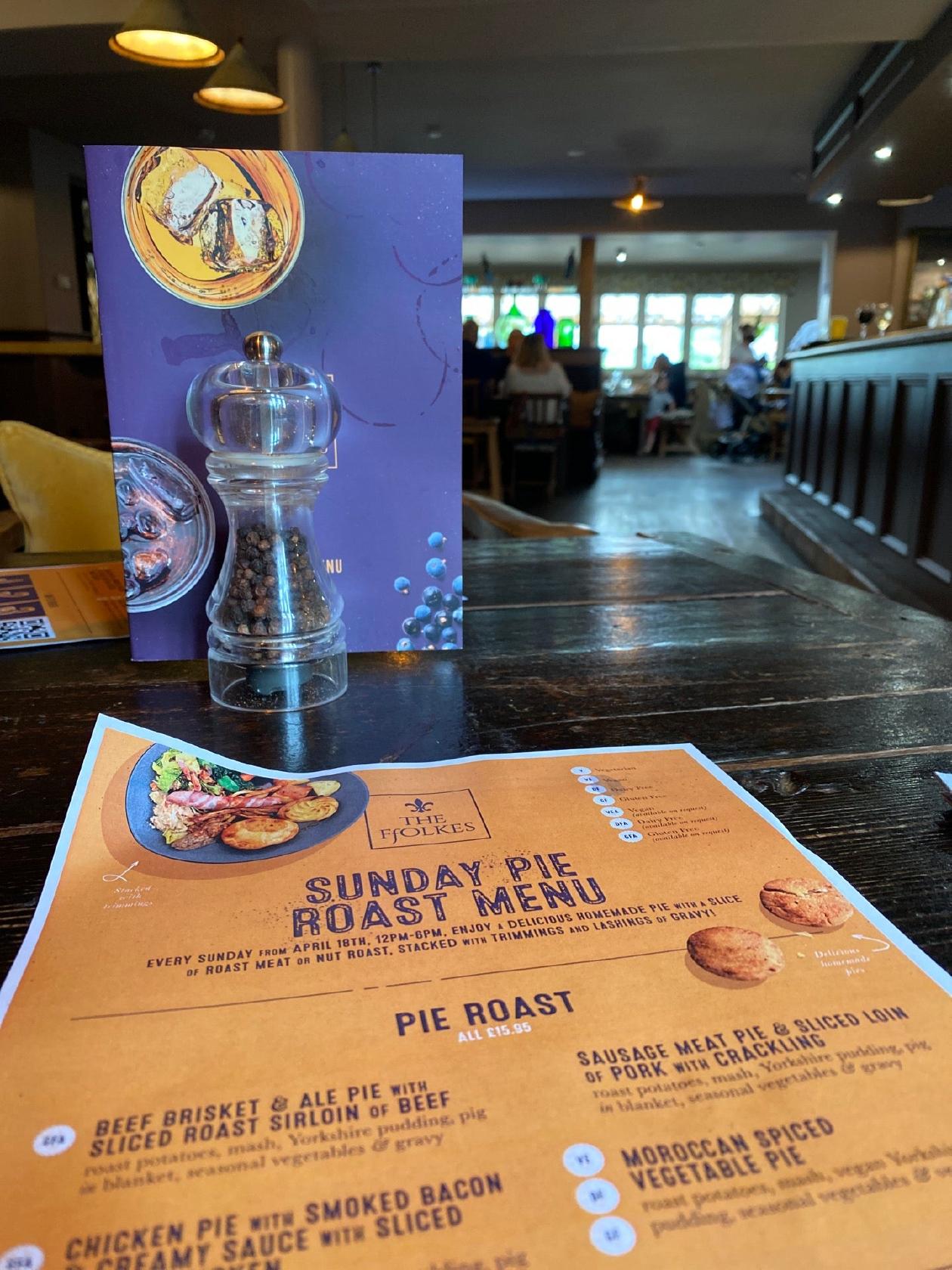 Menu at Ffolkes pub & bar, Hillington