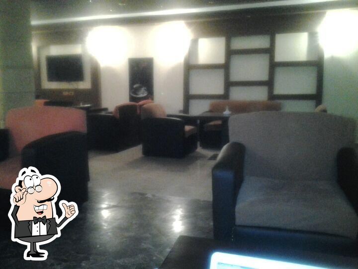 First Cup Cafe, Sheikh Zayed City