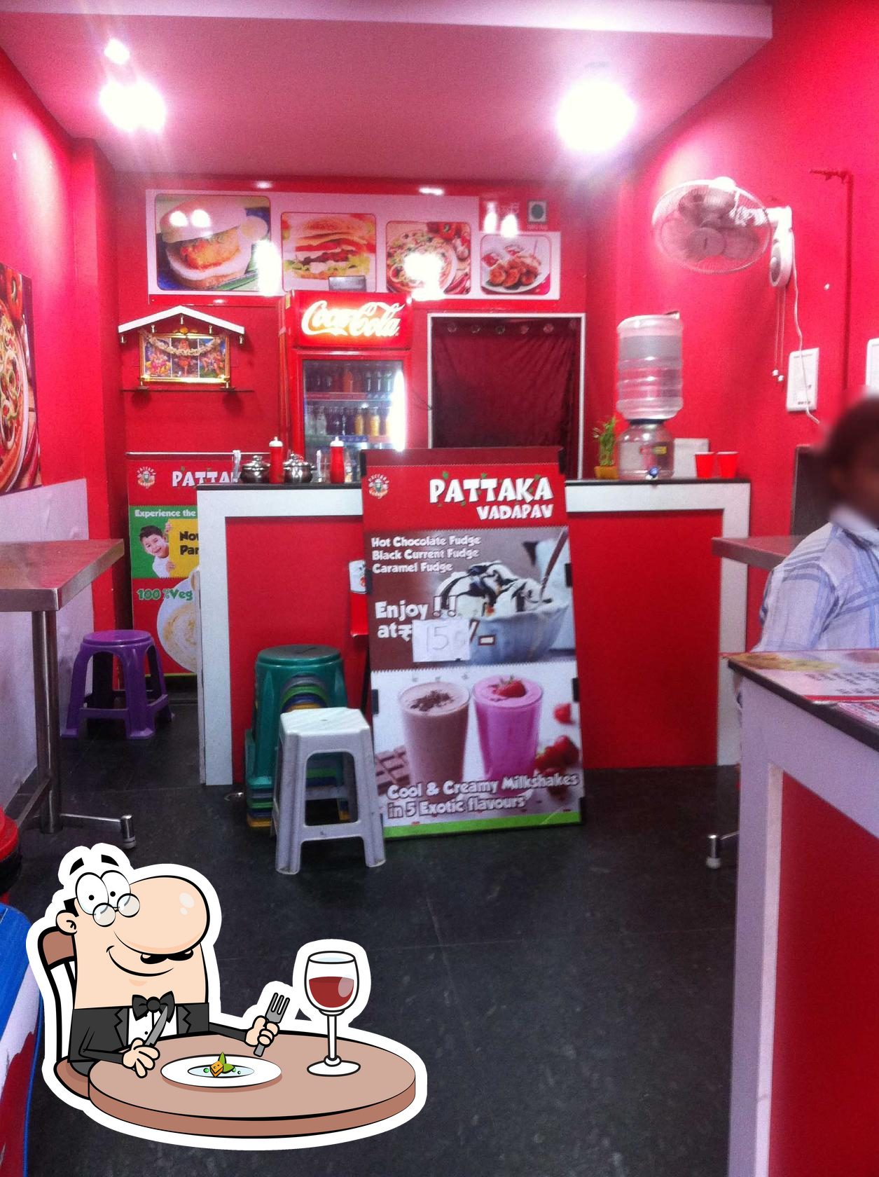 Pattaka Vada Pav, Bengaluru, 342/13 - Restaurant reviews
