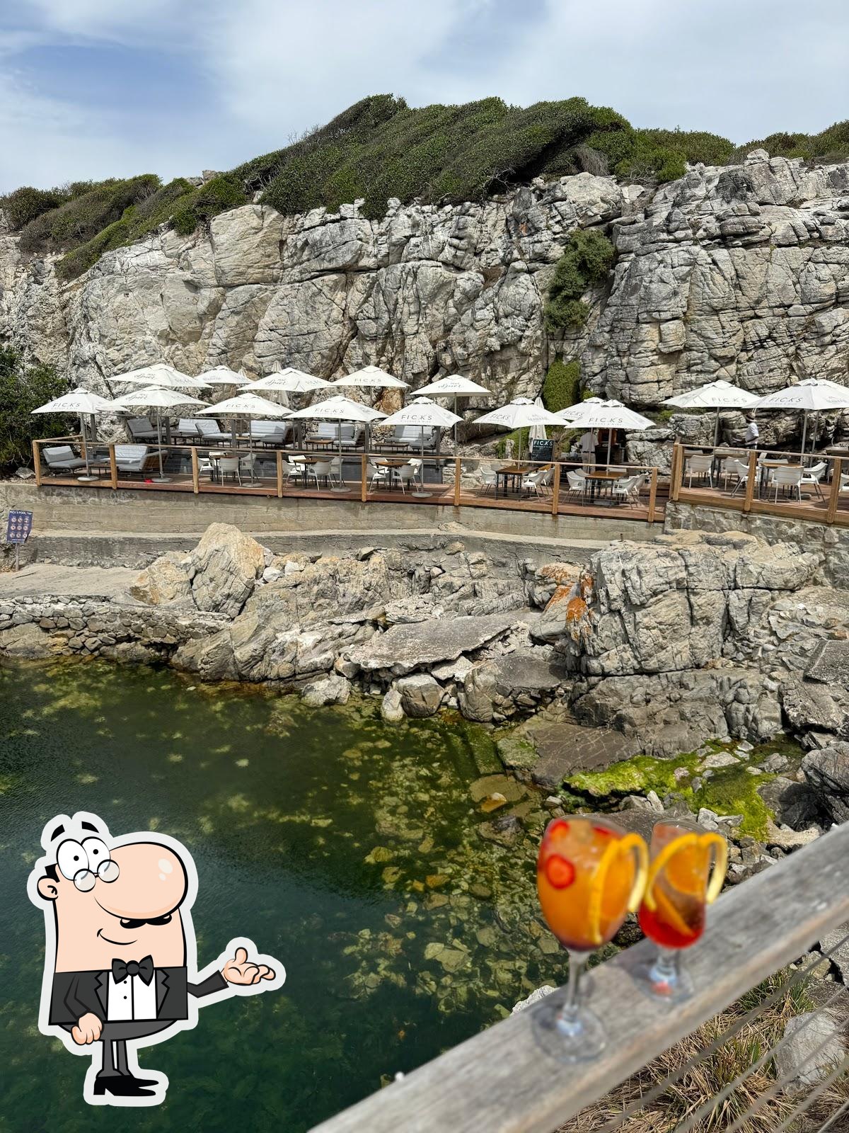 Fick's Pool Restaurant, Hermanus - Restaurant menu, prices and reviews