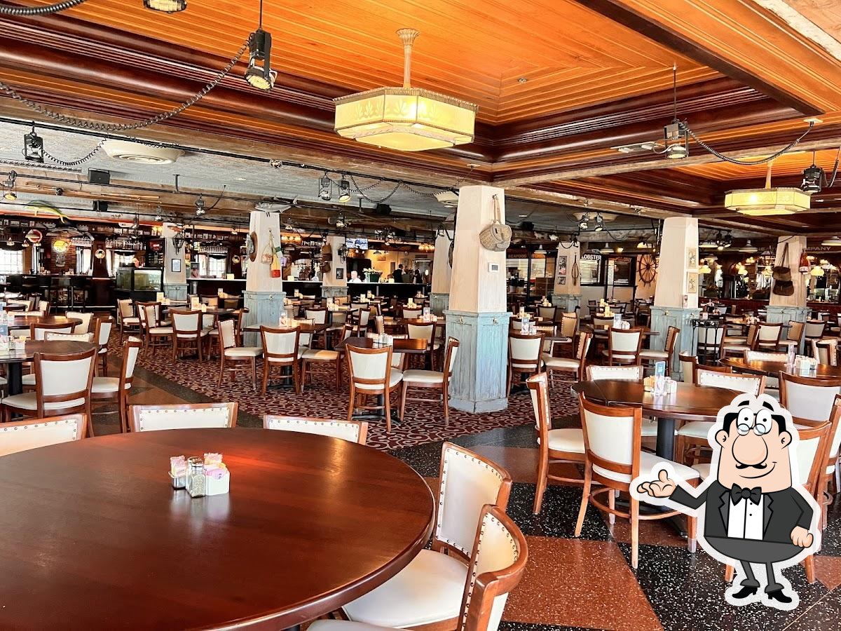 Pappadeaux Seafood Kitchen, Greenwood Village - Restaurant menu, prices ...
