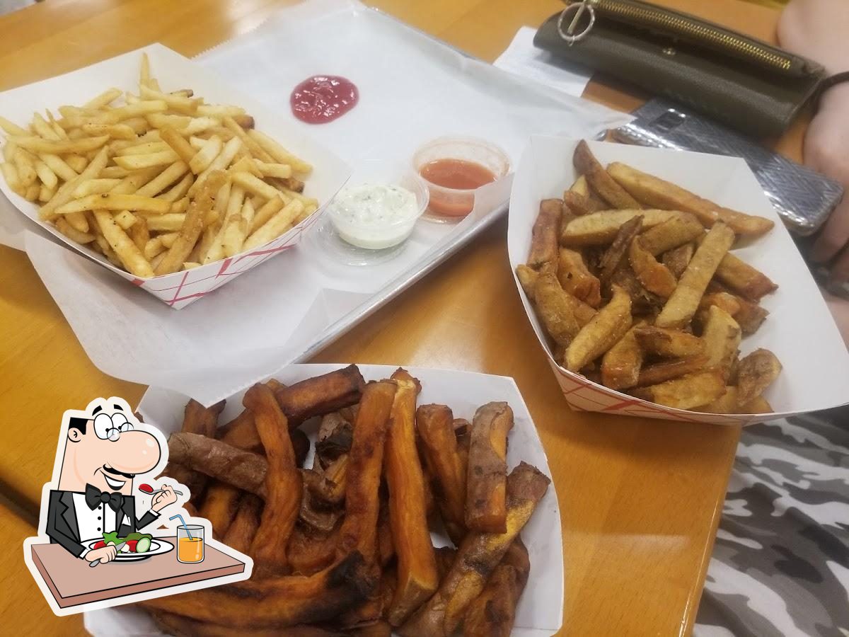 Bun Burger Kitchen in Lakewood Township - Restaurant menu and reviews