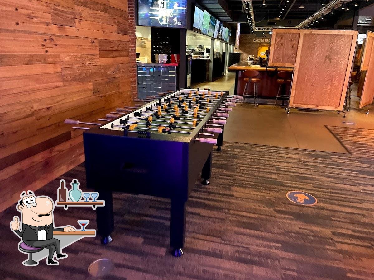 GameTime Social Burlington, Burlington - Restaurant menu, prices and ...