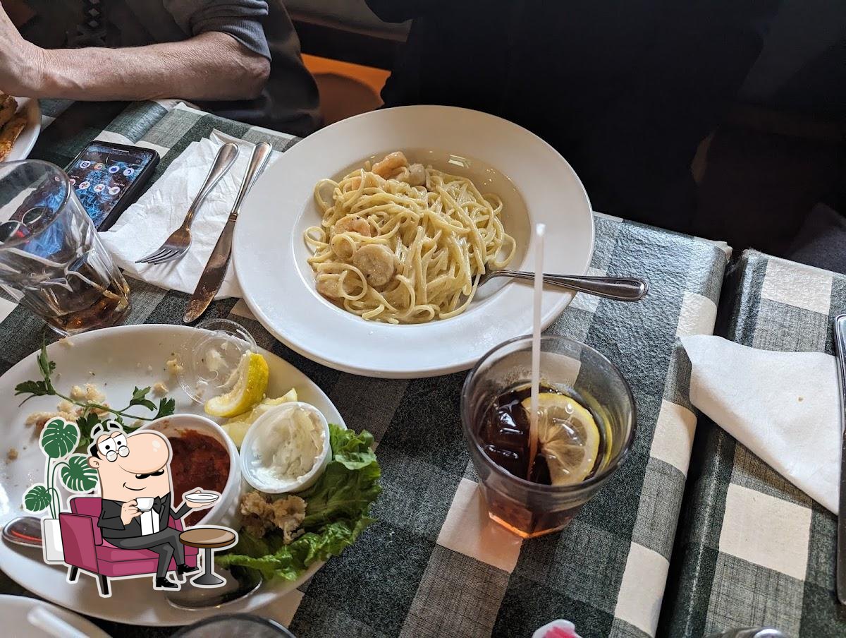 Barrel Restaurant, Simcoe - Restaurant menu, prices and reviews