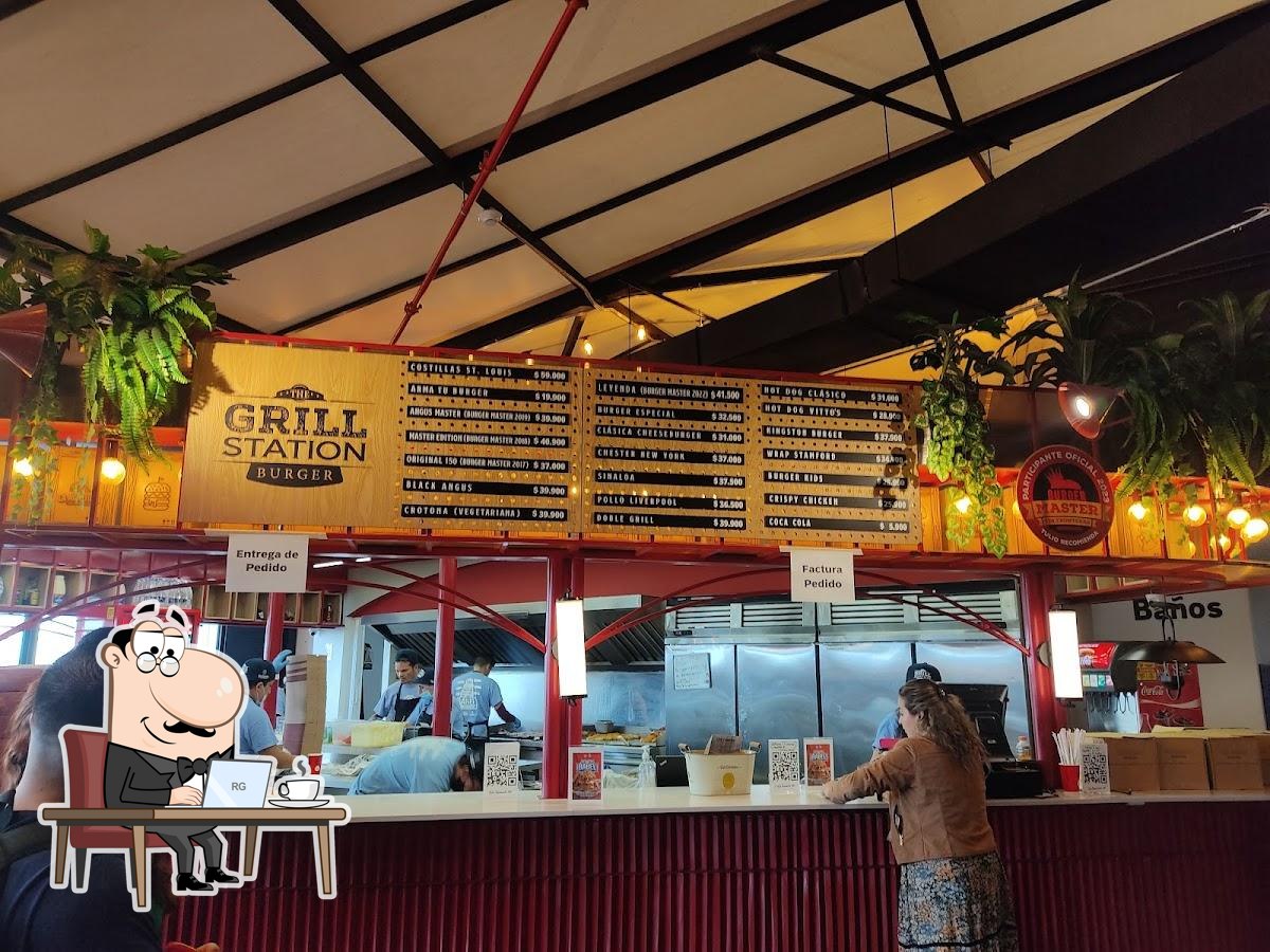 The Grill Station Burger - Mall Station restaurant, Bogotá - Restaurant ...
