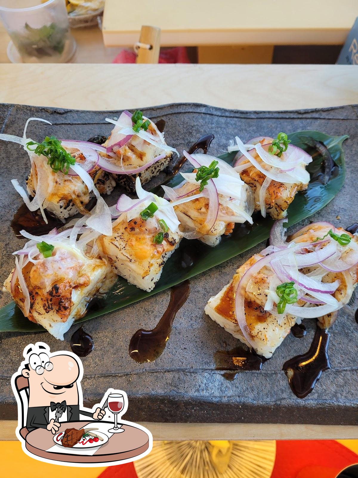 Moonga Sashimi, 10903 23 Ave NW in Edmonton - Restaurant menu and reviews